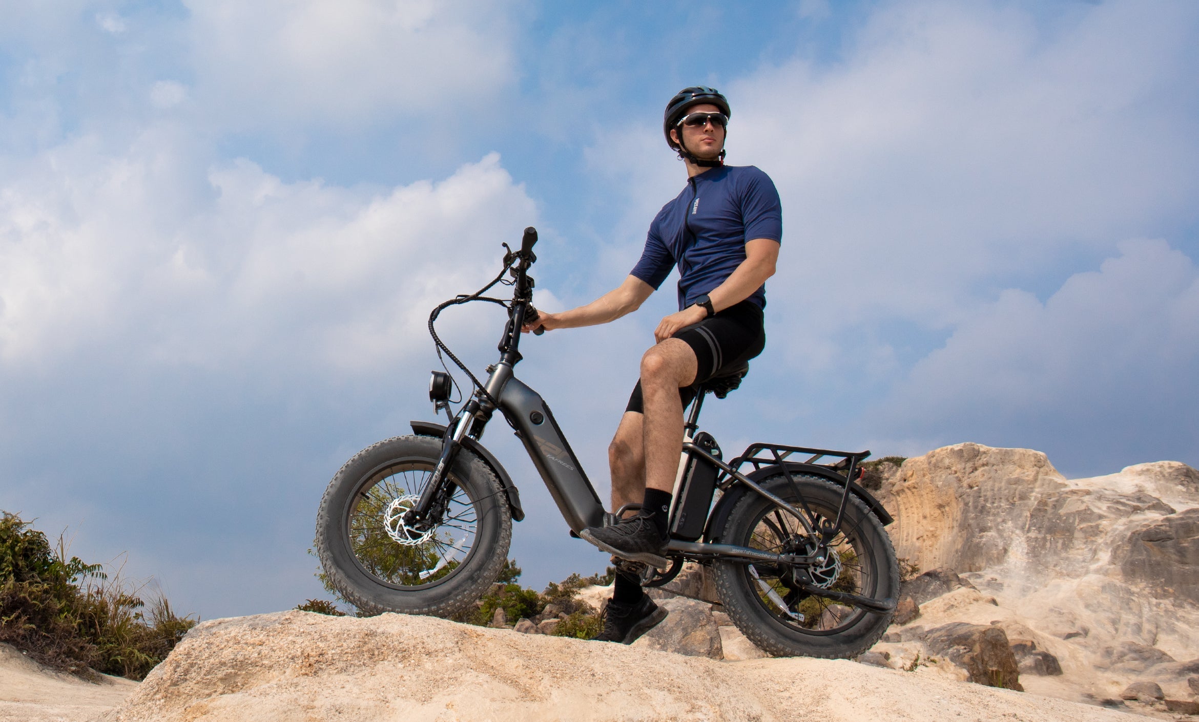 Fafrees lanza cinco City E- - de largo alcance y tecnología avanzada. Fafrees Ebike